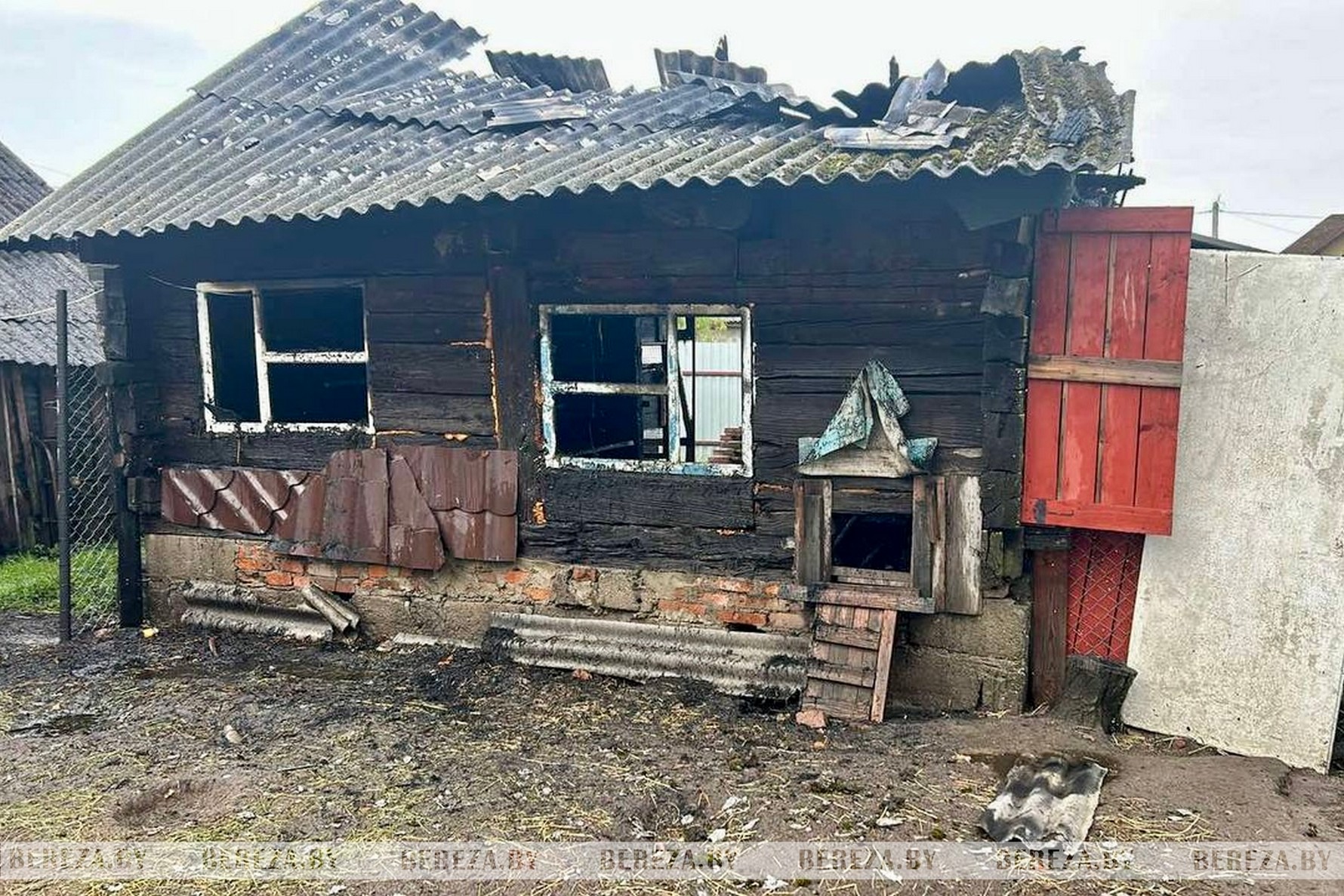 В Ярцевичах горела хозпостройка — BEREZA.BY